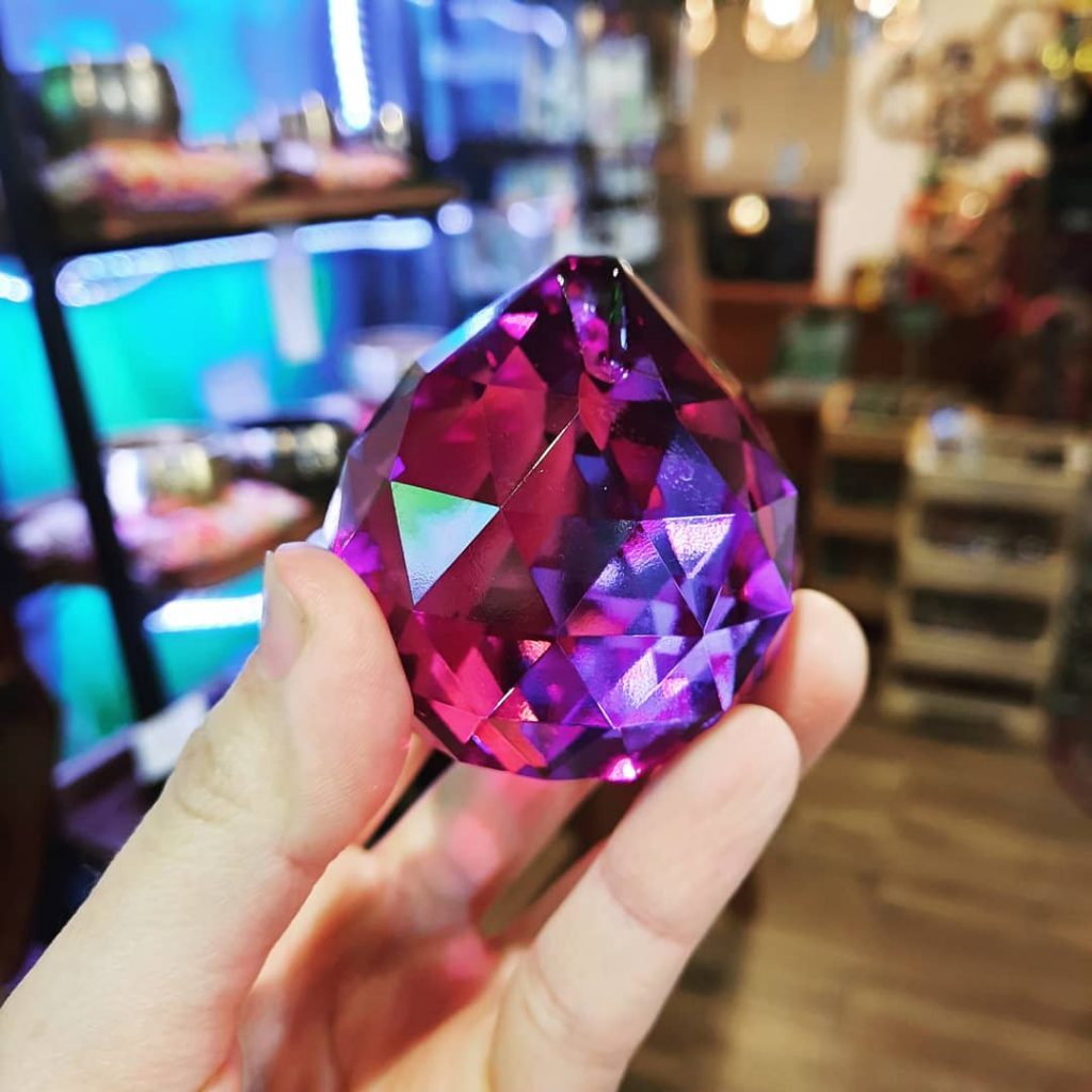 Prisma extra grande – Morado – Bellatiendita